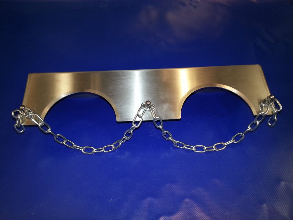 Wall Mounted Cylinder Support - Vet Tech